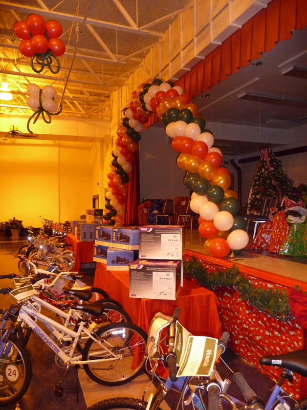 Corporate Event Balloon Decor | Aurora, Naperville, Bolingbrook ...